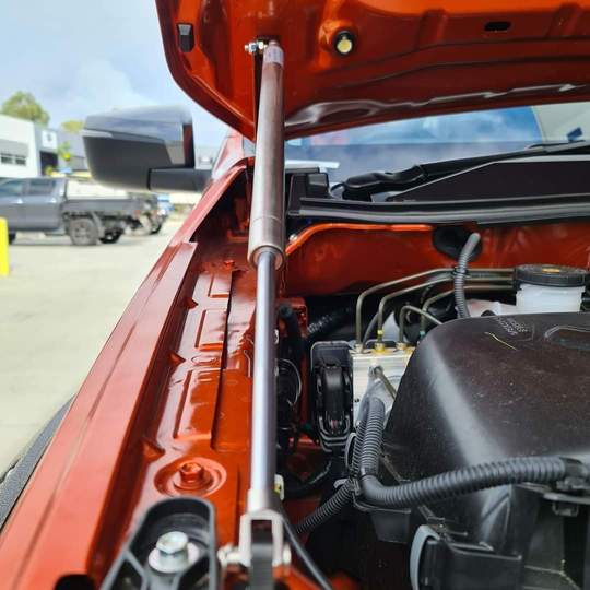 Gas Bonnet Struts (Isuzu D-Max 2020 onwards & MUX 2021 onwards Only ...